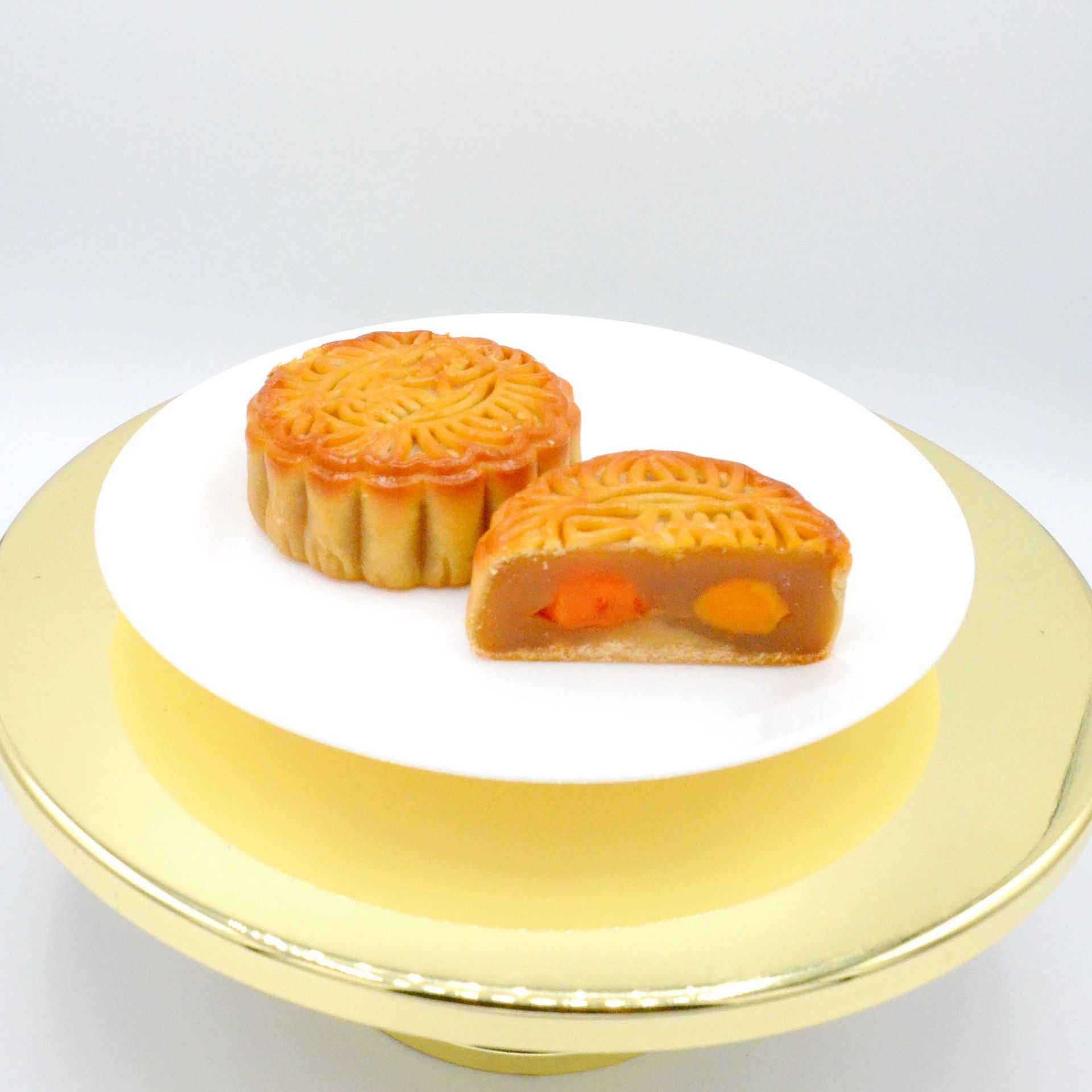 Get Double yolk white lotus seed paste mooncake. Delivered | Weee ...