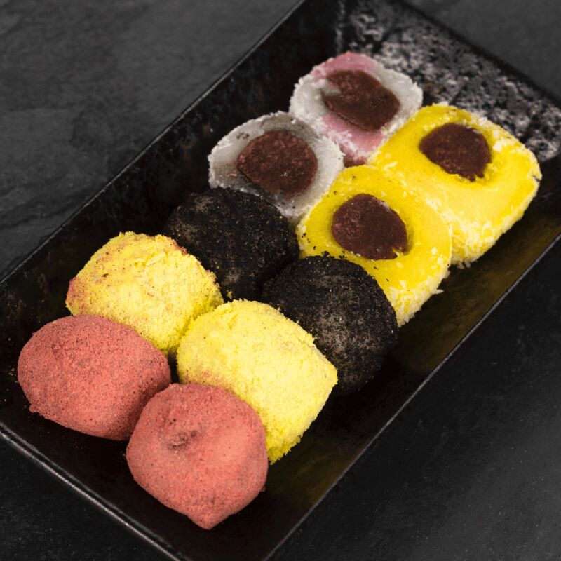 Get Sweet Red Bean Rice Cake Balls - Gyeongdan Set 200 g Delivered ...