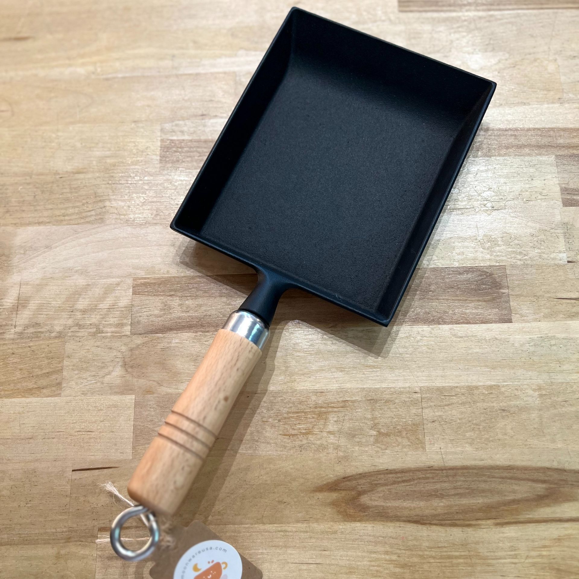 Get Japan Iwachu Egg Pan(Gift Box) Delivered | Weee! Asian Market