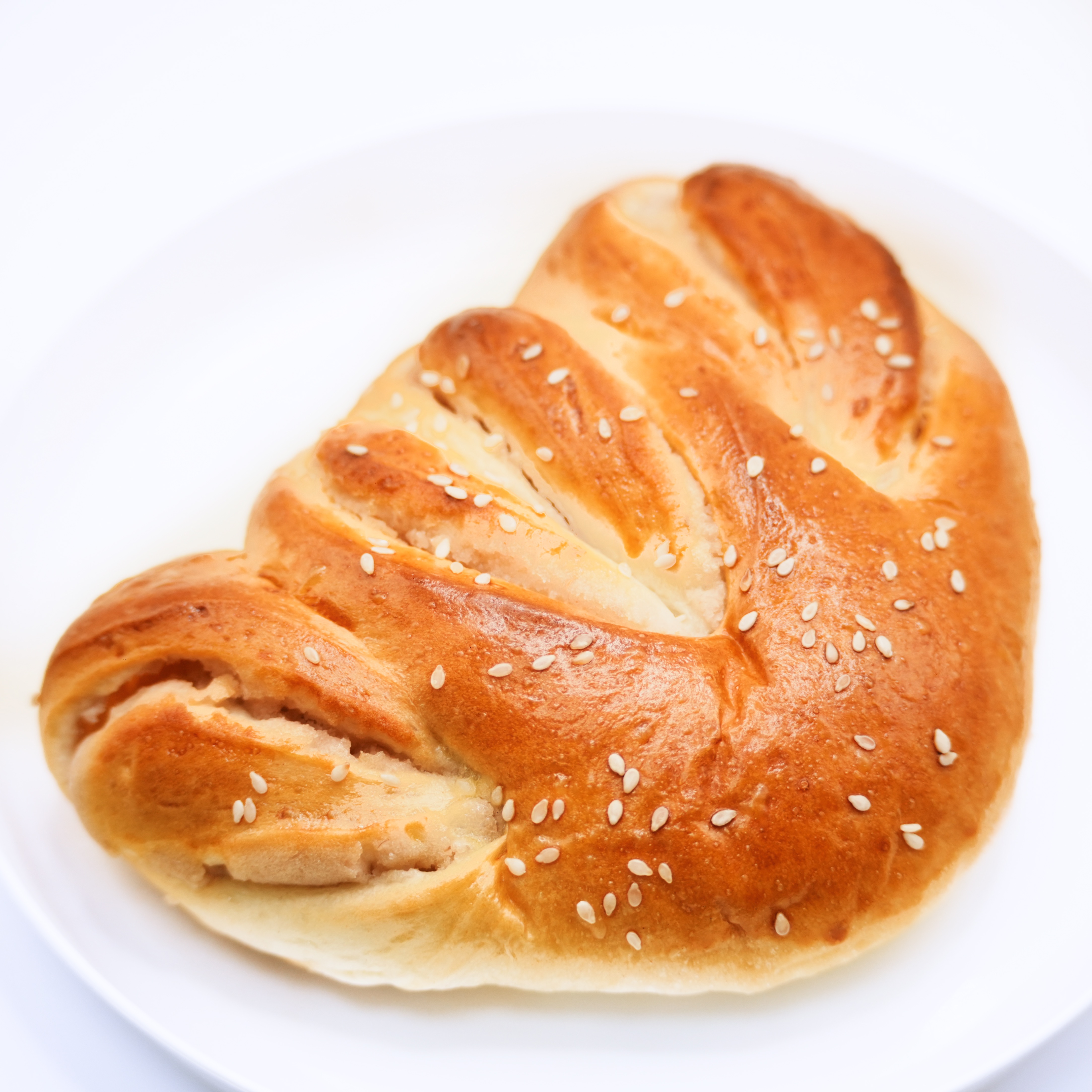 CatherineBakery Taro Triangle Bun 1pc - Weee!