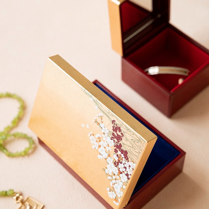 Get Japan Yamanaka Sakura Box w Mirror(Gift Box)- 1 count Delivered ...