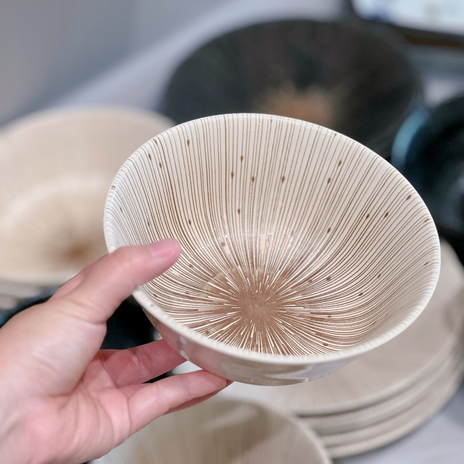 Get Mino ware Pink Tokusa series M Bowl Delivered | Weee! Asian Market