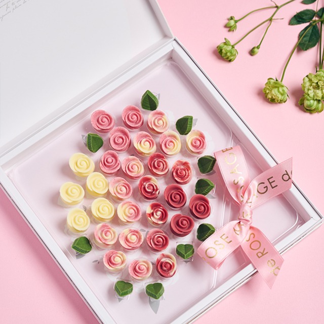 Get [Japan Post] Valentine Day 2024 Limited Rose Chocolate Gift Set (Big Package) Delivered ...
