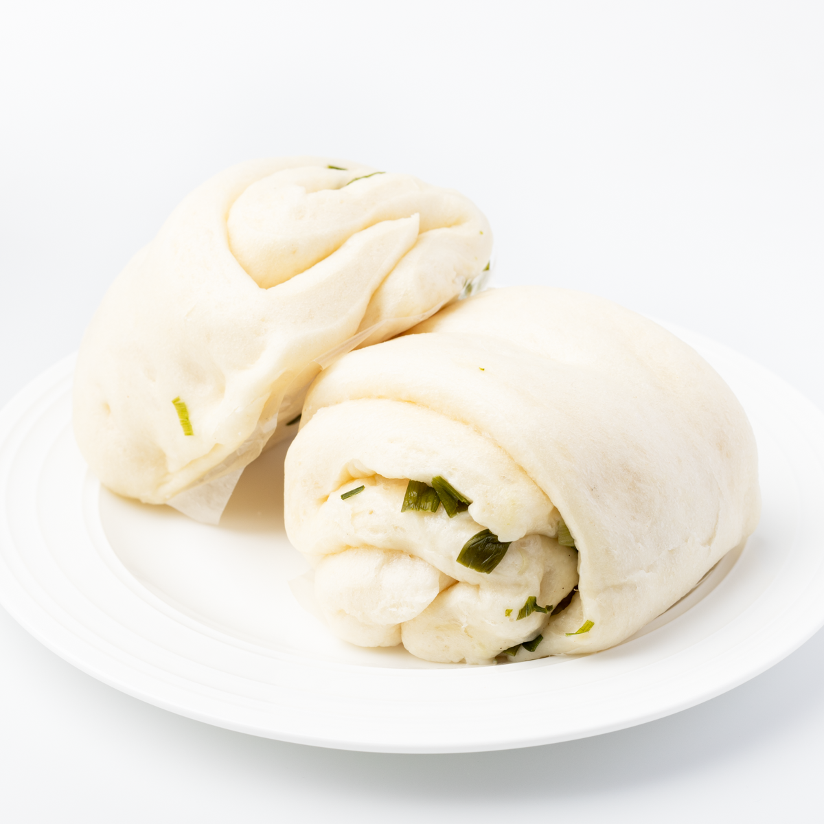 Get Hand-Made Steamed Green Onion Roll 6pcs Delivered | MásGusto Latino ...