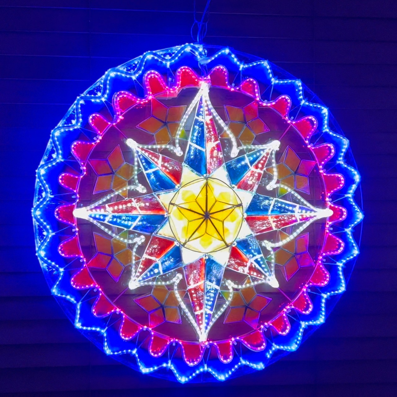 Get Philippine Flag-Inspired Capiz Parol 24" 1 each Delivered | Weee ...