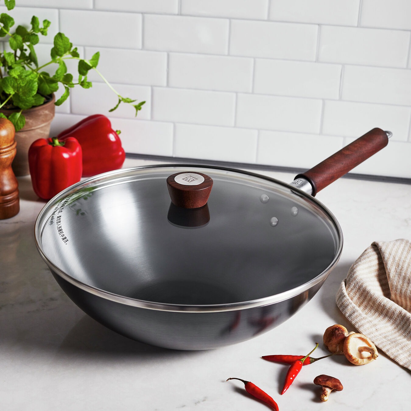 ZWILLING Dragon 12-inch Carbon Steel Wok with Lid - Weee!