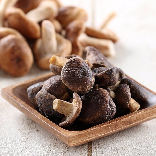 Get Yuguo Farms Shiitake Mushroom Chips,Original Flavor，1.5oz Delivered ...