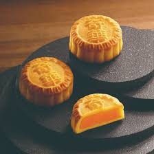 Get 【Kee Wah】 MINI EGG CUSTARD MOONCAKE (1 pcs) Delivered | Weee! Asian ...