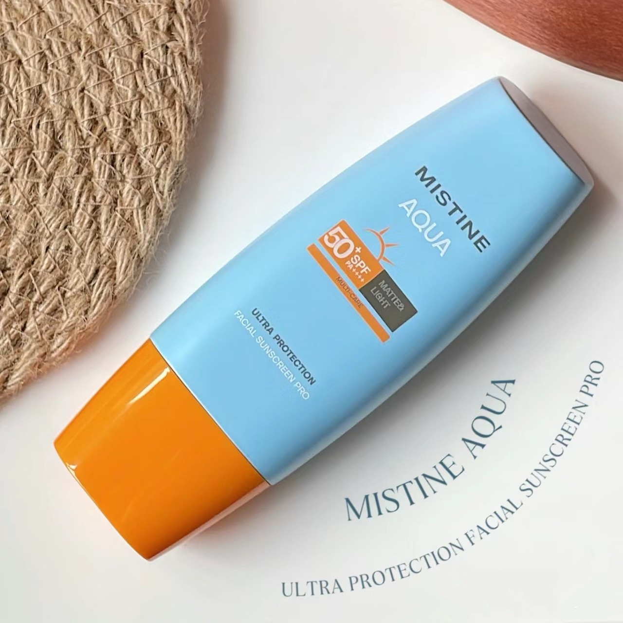 MISTINE High magnification physical sunscreen - Weee!