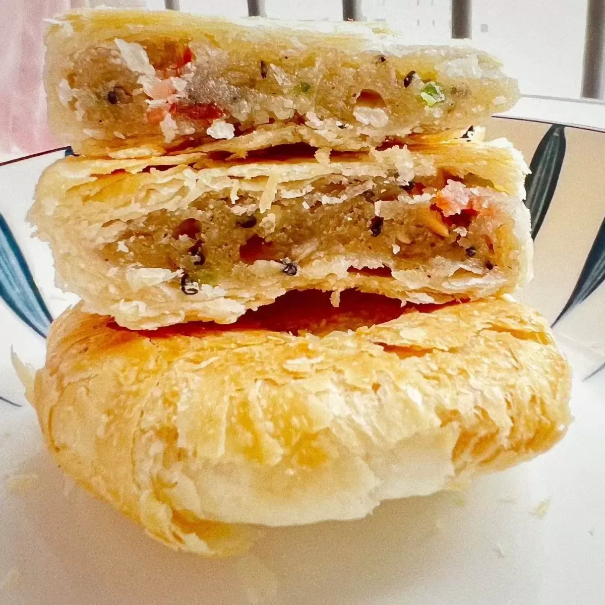 Get Shandong vintage mooncakes Delivered | Weee! Asian Market