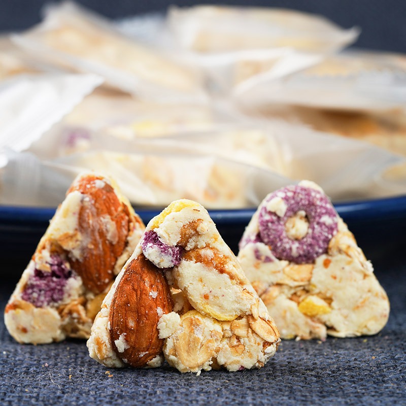 Get Triangle Cheese Cheese Blocks Snack 250g Oat nutty Delivered | Weee ...