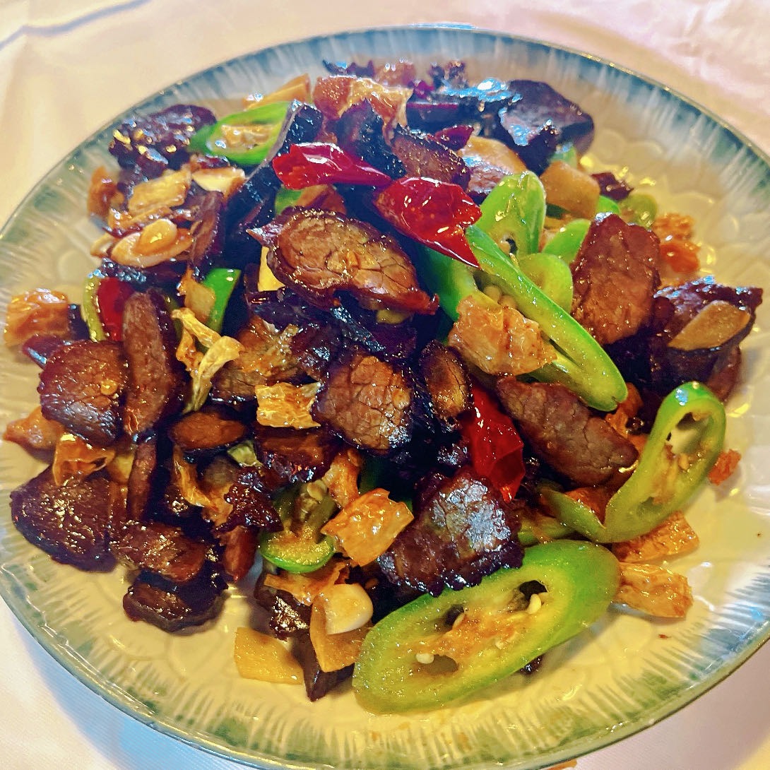 Get Stir-fried cured beef with white chili pepper Delivered | Weee ...