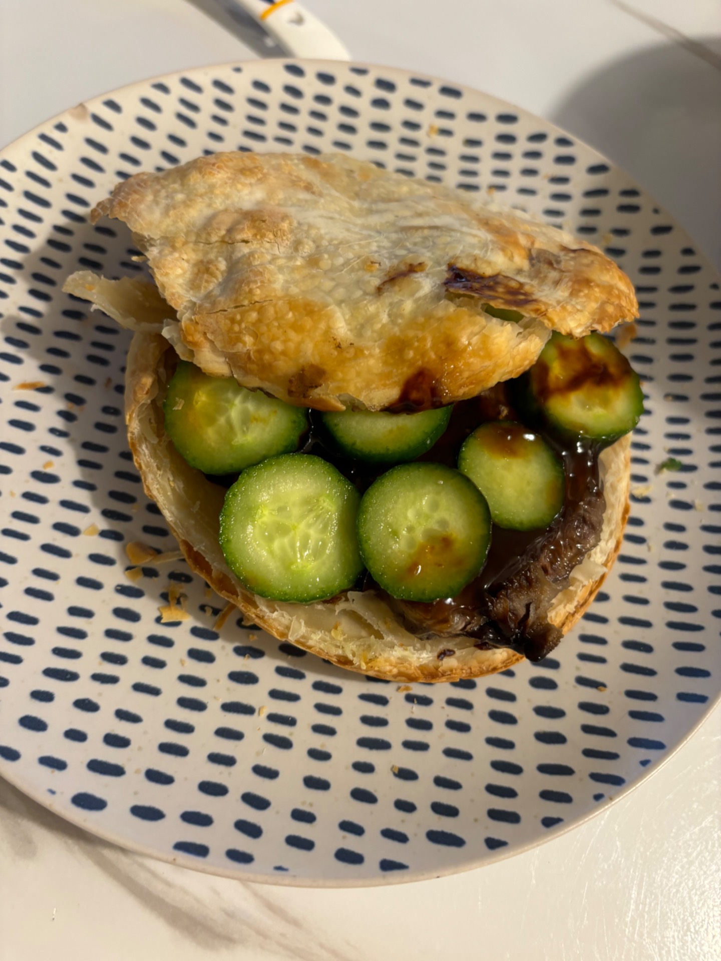 Buy Tongguan Roujiamo Bread near me with free delivery