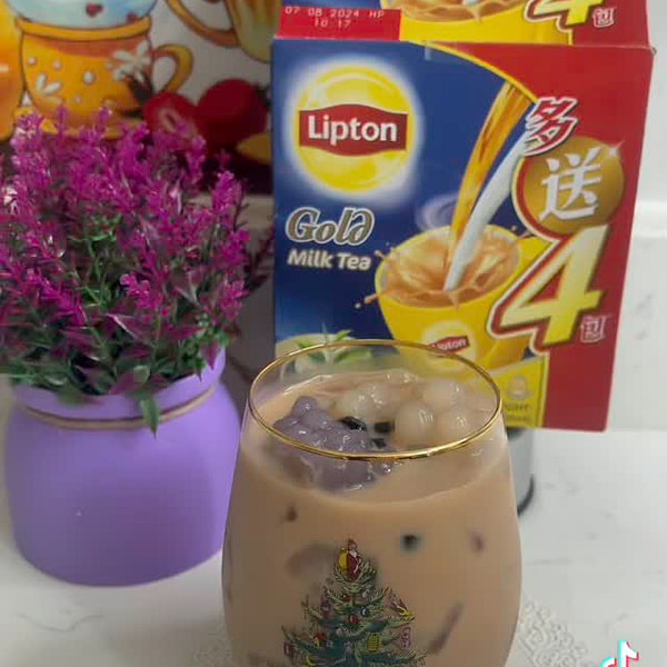 Lipton Gold Milk Tea with Tapioca Pearl
