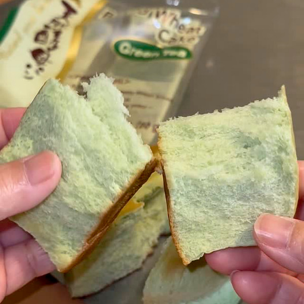 D-PLUS Natural Yeast Bread Matcha Flavor