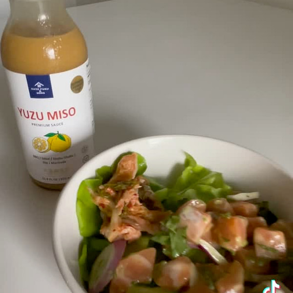 Yuzu miso salmon poke bowl