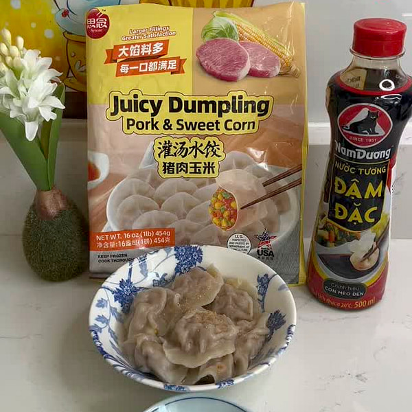 Synear Brand- Juicy Dumpling Pork & Sweet Corn