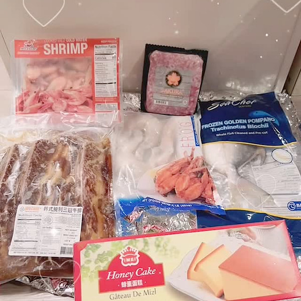 Unboxing Frozen Food