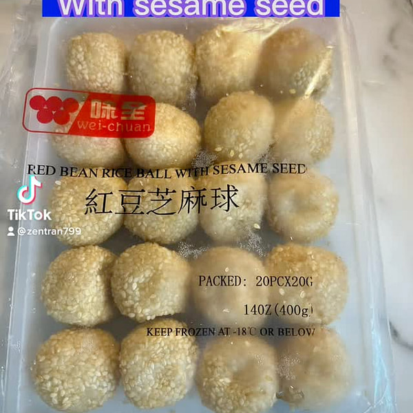 Red bean rice ball with sesame seed