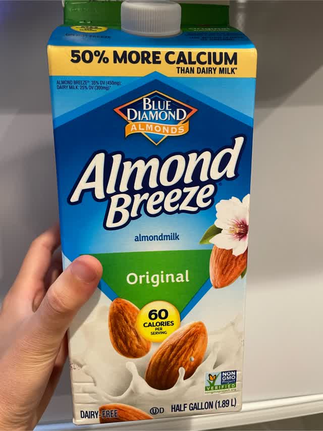 Blue Diamond Almond Milk Original