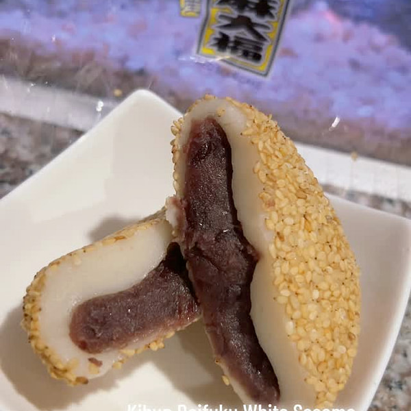 Kibun Daifuku White Sesame mochi - soft & chewy