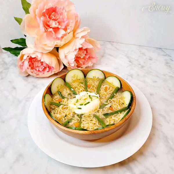 Instant Green Love Instant Noodle @ Hot Tub 🤣